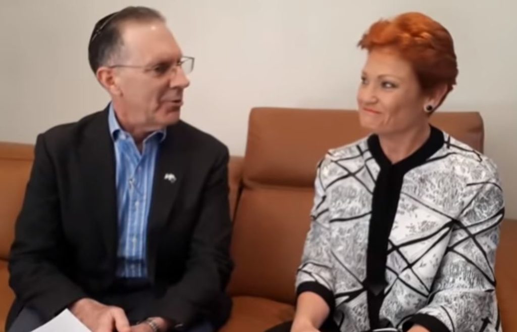 Senator Pauline Hanson addresses the Jewish Community